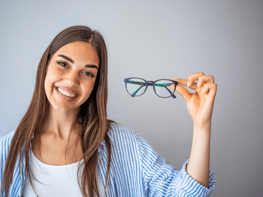 Lentes progresivos vs bifocal invisible: ¿Cuál es la mejor opción para ...